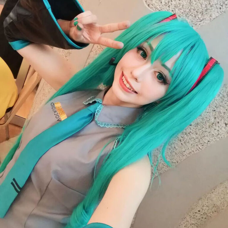 Hatsune Miku - Vocaloid - Waifu.com.mx